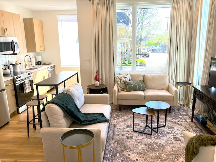 Touchdown In Tennessee - Knoxville, TN