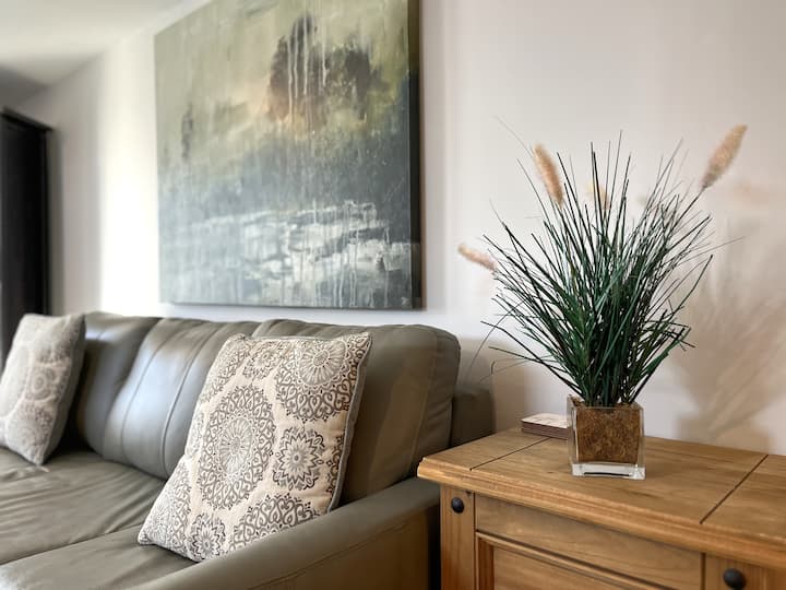 Tay River Hideaway | Self-contained Private Unit - Smiths Falls
