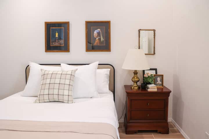 Two Bedroom Condo W/pool Access - Mesa, AZ