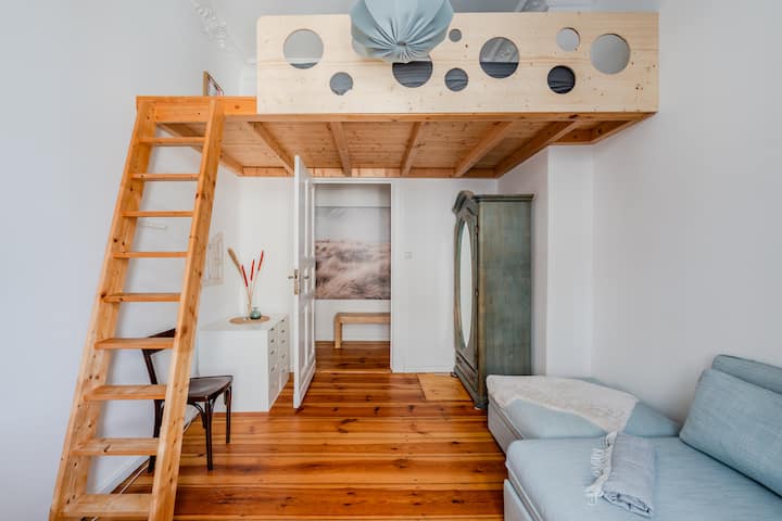 Charmantes Altbau-zimmer X-berg - Berlijn