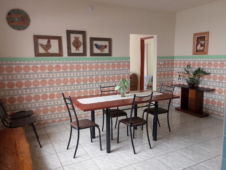 Casa No Centro De Pouso Alegre - Pouso Alegre