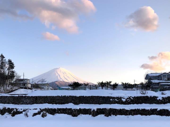 河口湖駅から車で10分/暖房完備/快適長期滞在 - Lake Kawaguchi
