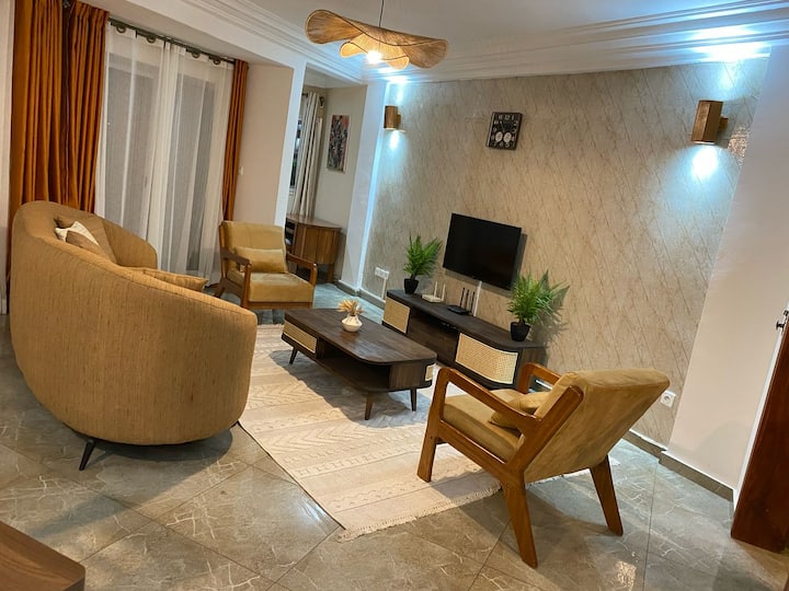 Appt T3 Chaleureux Et Lumineux - Gpe Elec & Forage - Douala
