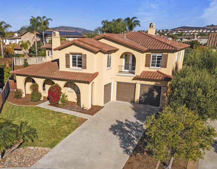 *New Luxurious Remodeled Villa* - San Diego, CA