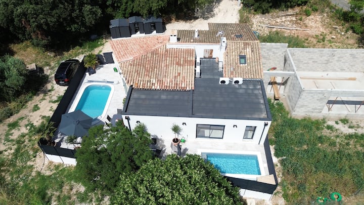 2 Maisons 2 Piscines Idéal Groupes & Familles - Uzès
