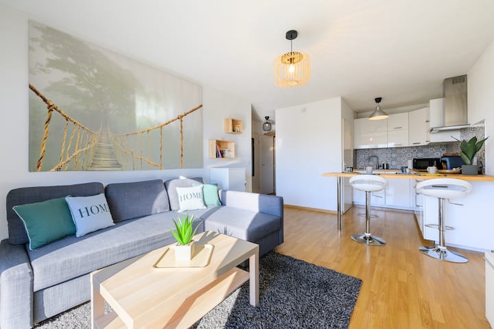 Le Central T2 Talence Centre, Wifi - Parking - Gradignan