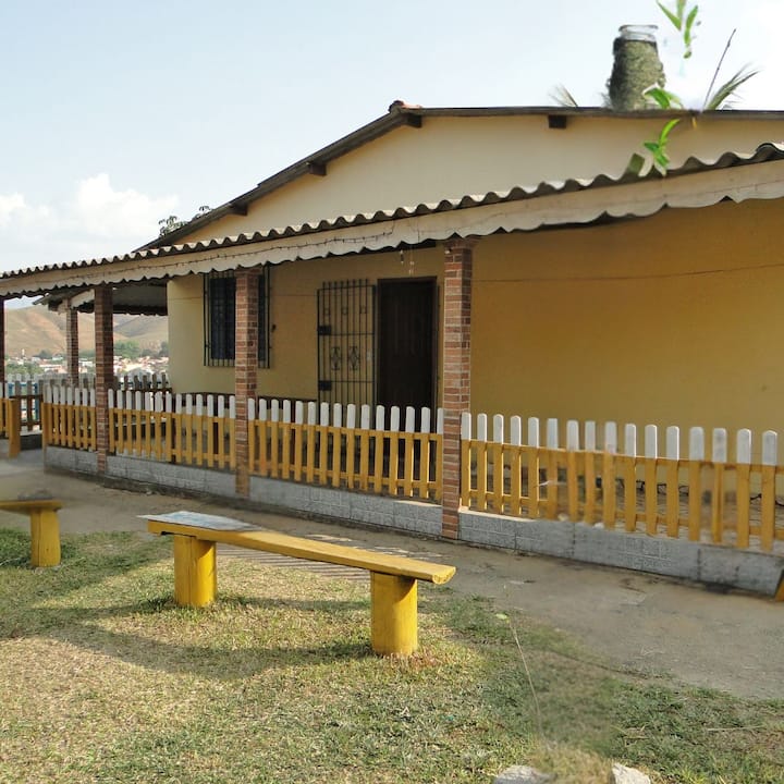 Sítio Com Piscina, E Sauna. - Resende