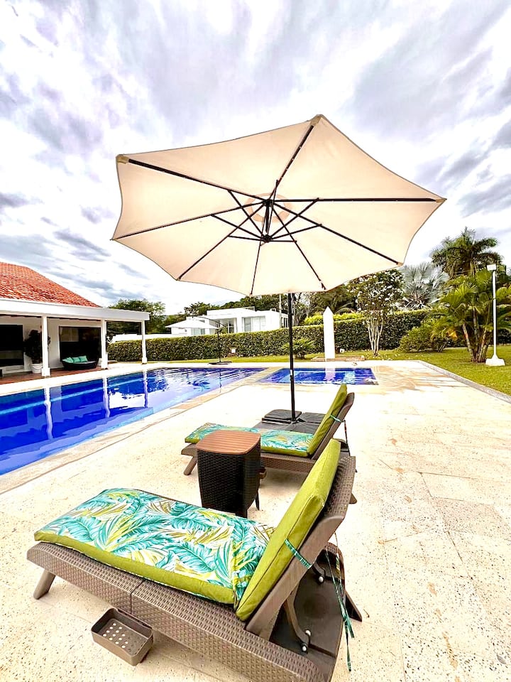Espectacular Casa Campestre Girardot - Ricaurte - Girardot