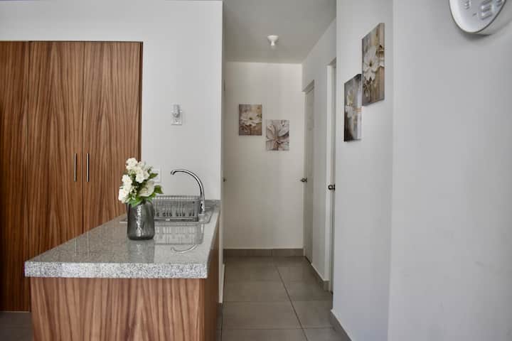 Acogedor Departamento 3 Recámaras En Planta Baja - Querétaro