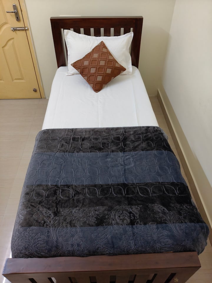 Cosy Private Room With Fully Furnished Near Omega - Chennai