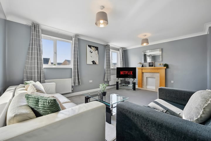 Hampton - 5 Beds, 2 Bathroom, Garden, Free Parking - Peterborough, Royaume-Uni