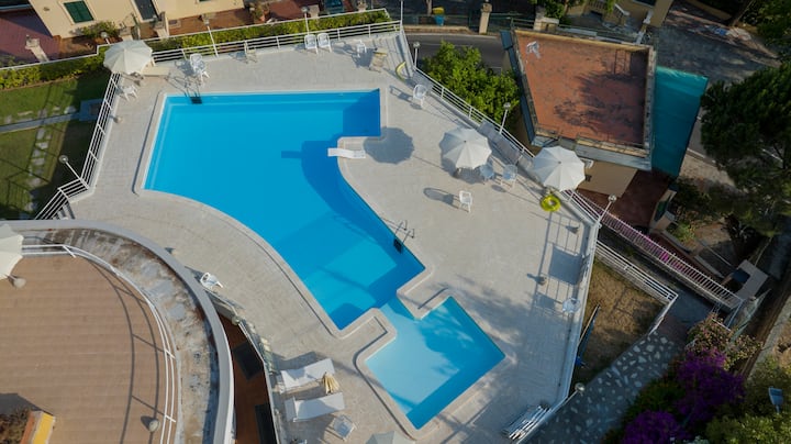 [Portofino]-piscina, Parcheggio E A/c - Rapallo