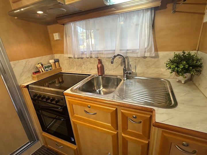 Campervan/rv In Esperance, Wa - Esperance