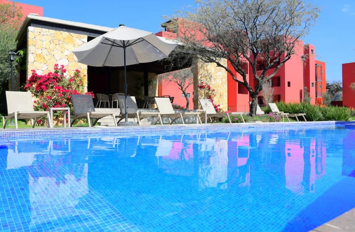 No Stairs • Pool • Pets • Breakfast Discount - San Miguel de Allende