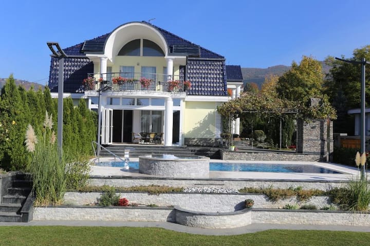 Villa Bajrovic - Sarajevo