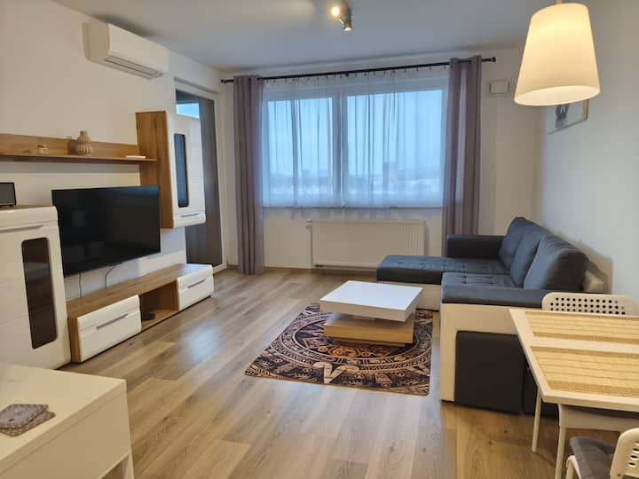 Bright New Build Apartment With Garage, Great View - Bratislava