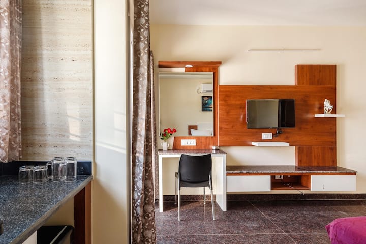 Fully Furnished 1rk+balcony, Private Entire Flat - Bengaluru