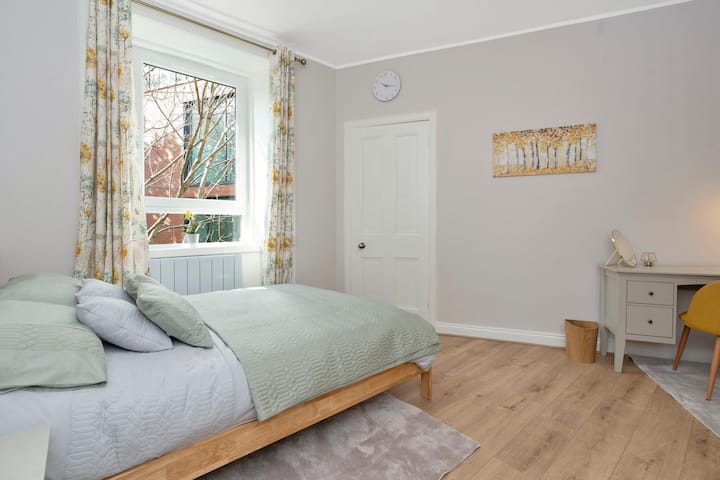 Lovely Haymarket Apartment | Central Edinburgh - Edimburgo