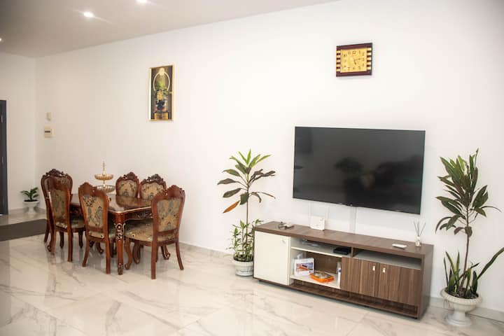 Gabon Happiness House - Libreville