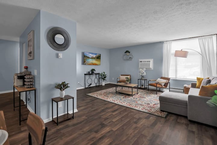 Modern Pet-friendly Apartment - Mansfield, OH