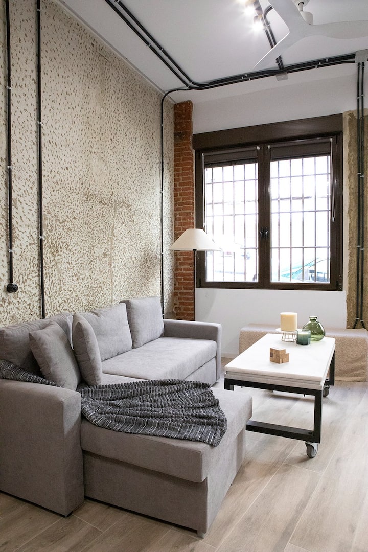 Modern Flat Next To The Manzanares River - Estadio Municipal de Santo Domingo, España