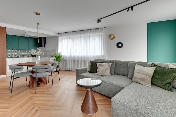 Shipyard | Foodhall Montownia | ŻUrawie A9 - Gdańsk