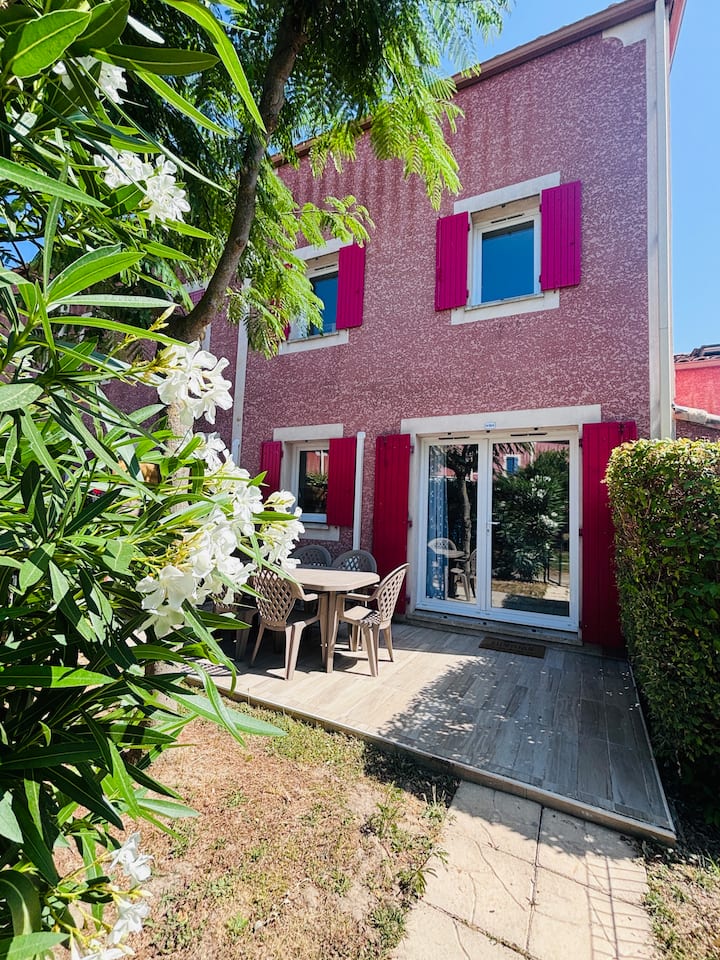 Maison De Vacances Avec Piscine - Béziers