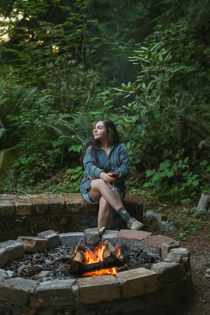 Timber Creek Retreat /River /Hottub /28mins To Ski - Index, WA