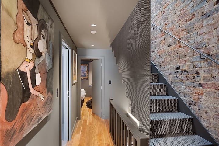 Artsy Terrace | 3 Bed · 3 Bath · 1 Car - Surry Hills