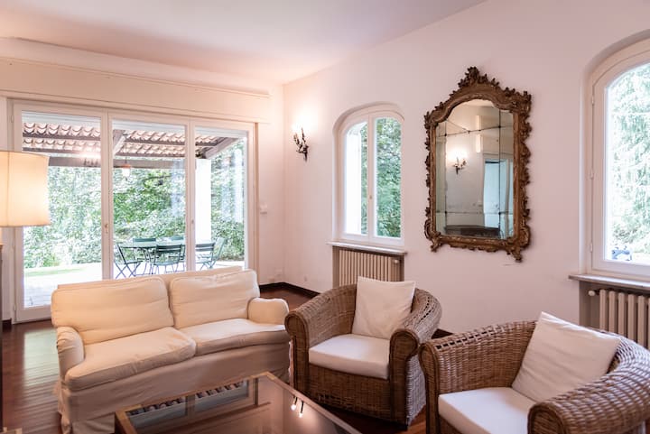 Magnifica Villa Con Giardino - Turin