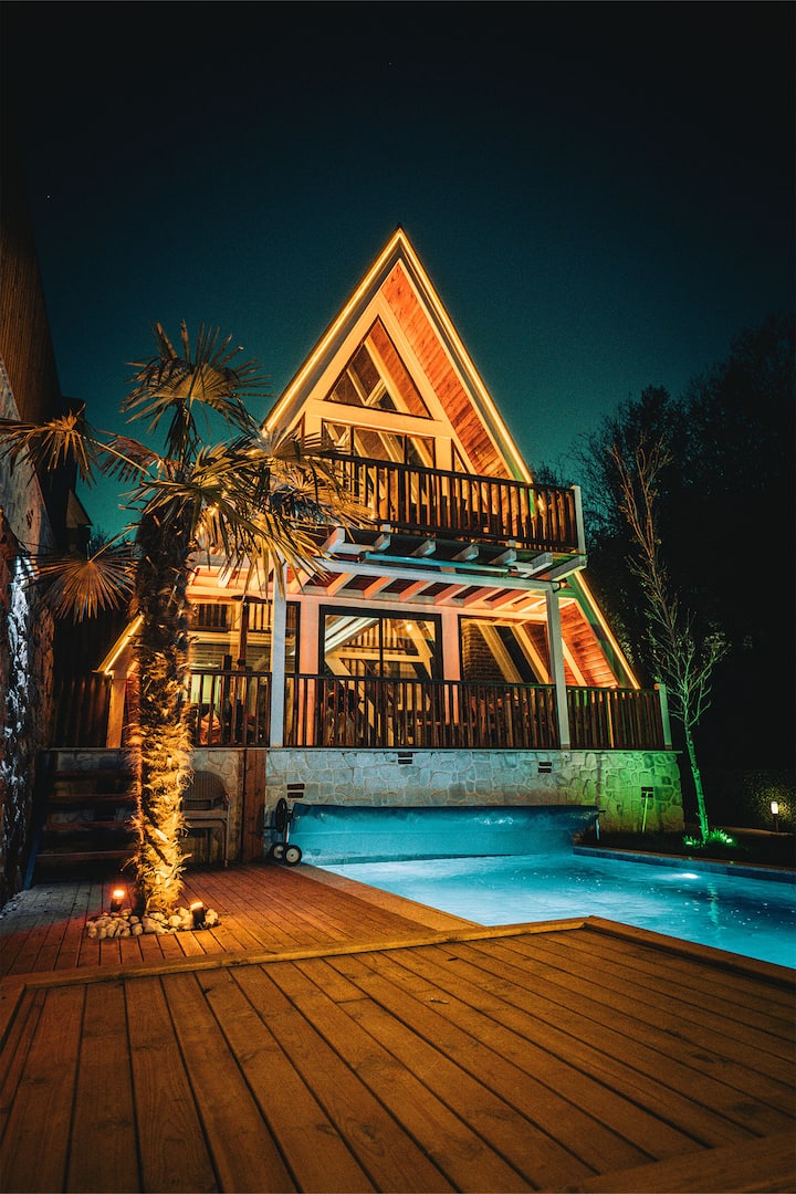 Majestic 3+1 Korunakbahçe,özel Isıtma Havuz - Sapanca