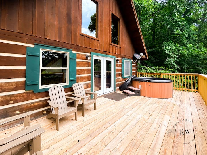 Sunny Side: Modern Retreat For Families, Friends - Slade, KY