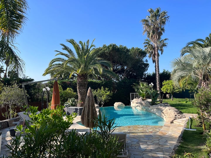Villa With Pool & Bbq Oasis - Fréjus