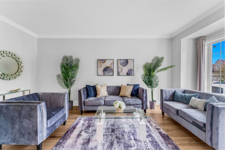 Mississauga Inviting House_4beds Mins 2 Erin Mills - Milton
