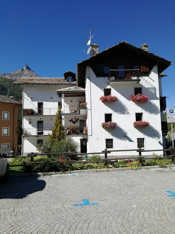 La Tranquillità Delle Montagne - Cogne