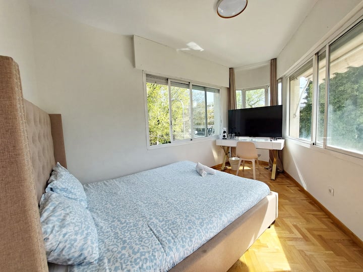 Casa 14 - Deluxe Triple Room (Private Bathroom) - Madrid