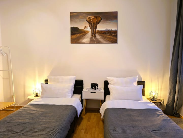 5 Gäste/amazon Prime/ Balkon/ Familienfreundlich - Magdeburg