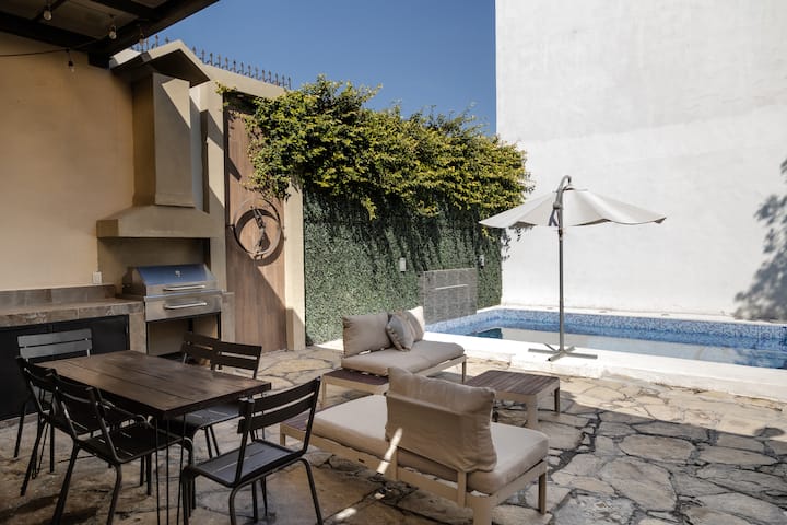 Alberca Y Comodidad En Casa Grande - Monterrey