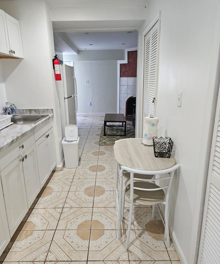 Laurel Cozy Hideaway - Highland, MD