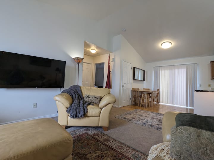 Long-term! "Tnjw" Twin Home Slc! 3bdrm 2bth Pets* - Salt Lake City