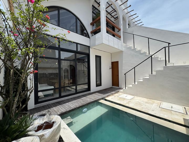 Brand New 2 Br Villa At Semat Dua Private Villas - Canggu