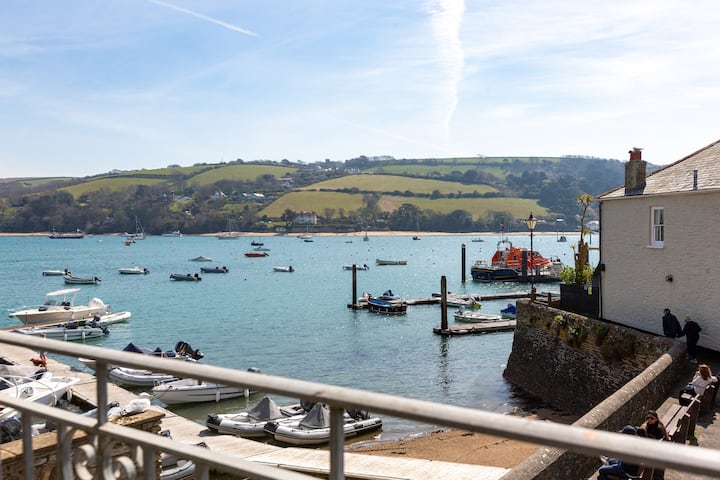 Stunning Water Views, Pet Friendly, Salcombe Town! - Salcombe