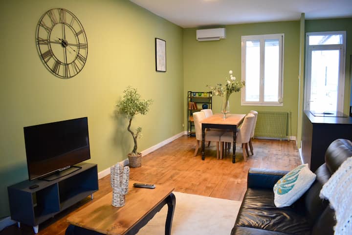 Echoppe De Centre Ville, Trois Chambres - Bergerac