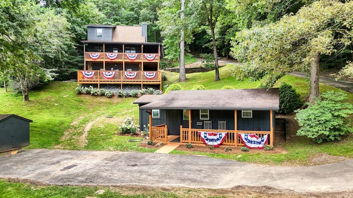 Lakefront - 2houses/2docks/hottub/fireplace - Hiawassee, GA