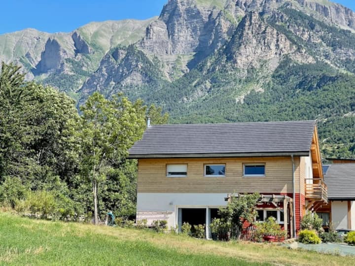 Maison-chalet Belle Vue Proche Serre Ponçon - Embrun