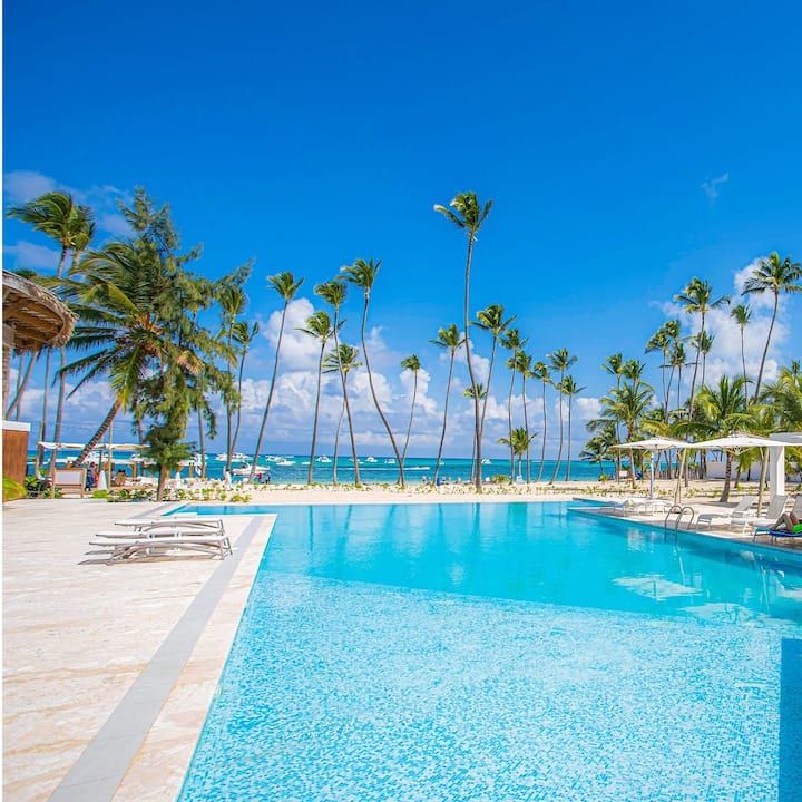 Ocean Views In A Beach Front With Private Beach - Punta Cana