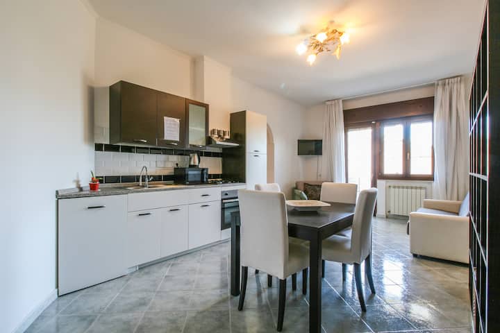 Spacious Family Apartment – Green & Near Airport - Fiumicino