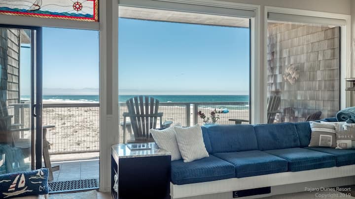 Beachfront Condo With Ocean Deck - Watsonville, CA