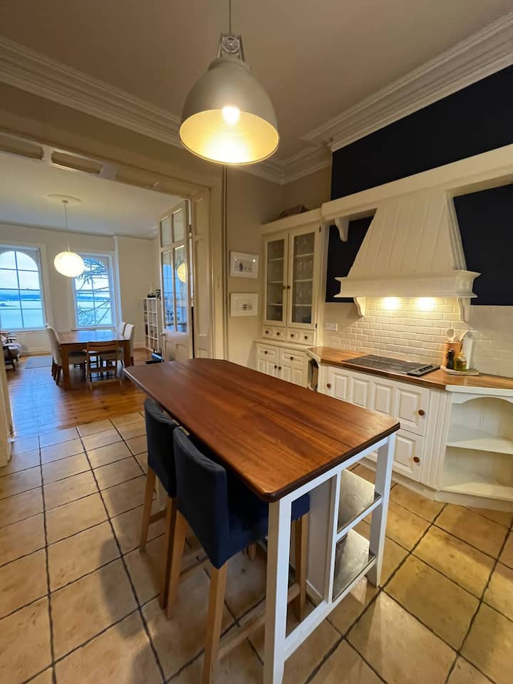 Stunning Family Home - Sea Views From Every Room - Cork (Ireland)