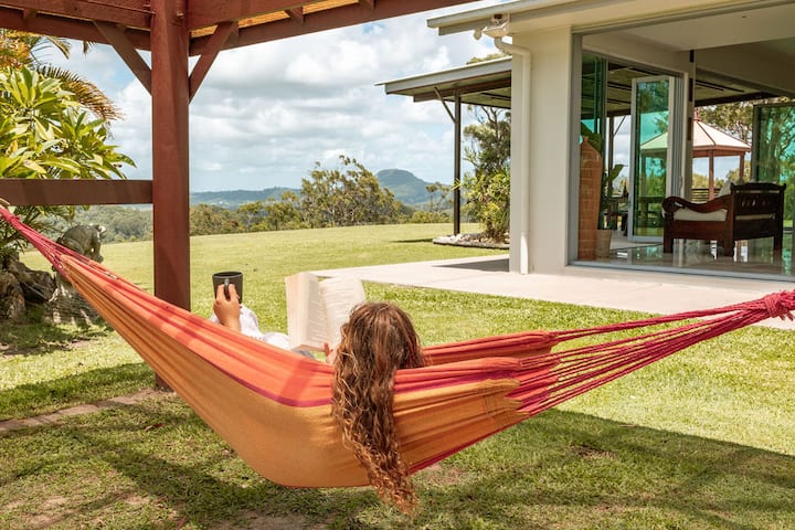 Hilltop Haven With Ocean Views & Scenic Vistas - Eumundi